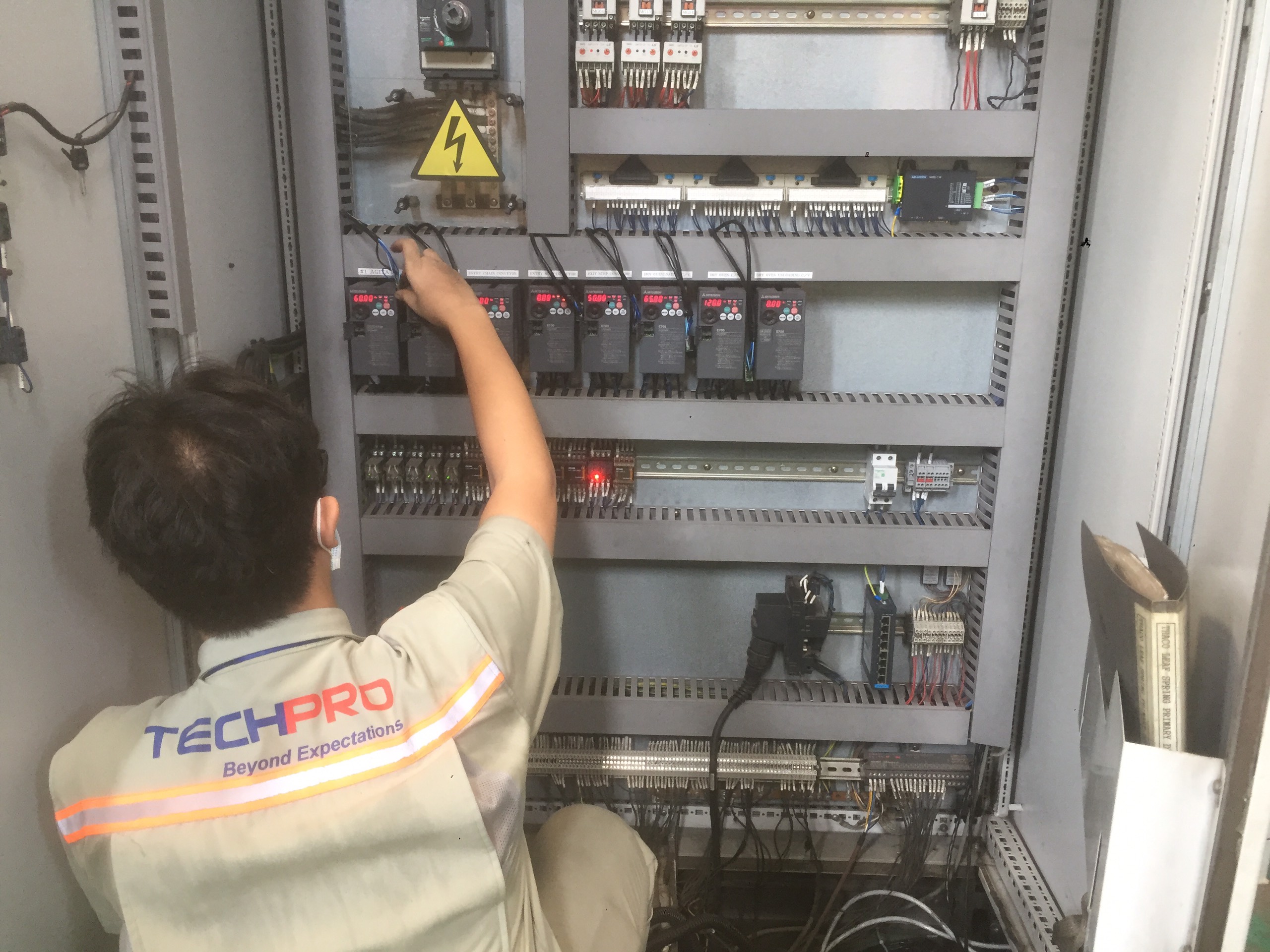 Advancing Automotive Leaf Spring Manufacturing through Smart ...