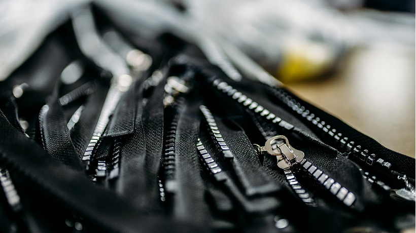 iFactory Simplifies Digital Transformation for a Zipp - 研华